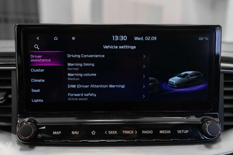 Black Kia ProCeed 2021 in Vilnius, with an engine capacity of 1.60 L and mileage of 116 thousand km for 18900 €, photo 21 on AUTOMOTO.COM.LV