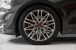 Black Kia ProCeed 2021 in Vilnius, with an engine capacity of 1.60 L and mileage of 116 thousand km for 18900 €, photo 30 on AUTOMOTO.COM.LV