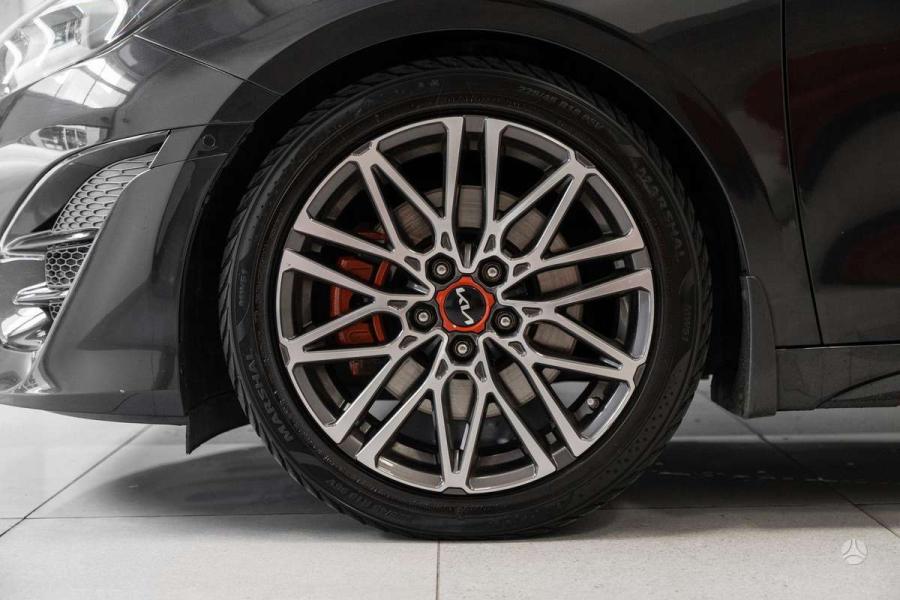 Black Kia ProCeed 2021 in Vilnius, with an engine capacity of 1.60 L and mileage of 116 thousand km for 18900 €, photo 30 on AUTOMOTO.COM.LV