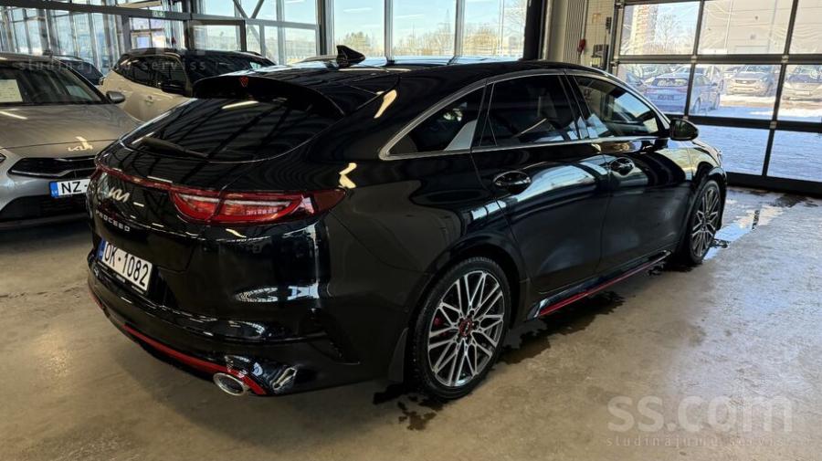 Melns Kia ProCeed 2022 Rīga, ar dzinēja tilpumu 1.60 L un nobraukumu 78 tūkst. km par 20500 €, foto 5 vietnē AUTOMOTO.COM.LV