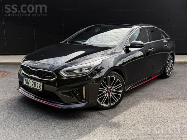 Black Kia ProCeed 2022 in Jelgava, with an engine capacity of 1.60 L and mileage of 74 thousand km for 19950 €, photo 4 on AUTOMOTO.COM.LV