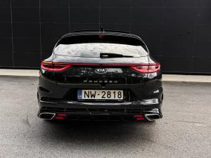 Black Kia ProCeed 2022 in Jelgava, with an engine capacity of 1.60 L and mileage of 74 thousand km for 19950 €, photo 12 on AUTOMOTO.COM.LV