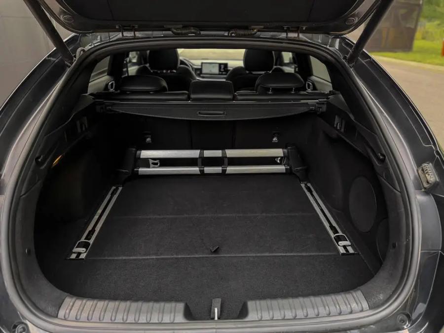 Black Kia ProCeed 2022 in Jelgava, with an engine capacity of 1.60 L and mileage of 74 thousand km for 19950 €, photo 19 on AUTOMOTO.COM.LV
