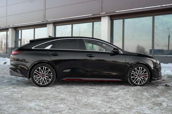 Melns Kia ProCeed 2023 Viļņa, ar dzinēja tilpumu 1.59 L un nobraukumu 12 tūkst. km par 22450 €, foto 7 vietnē AUTOMOTO.COM.LV