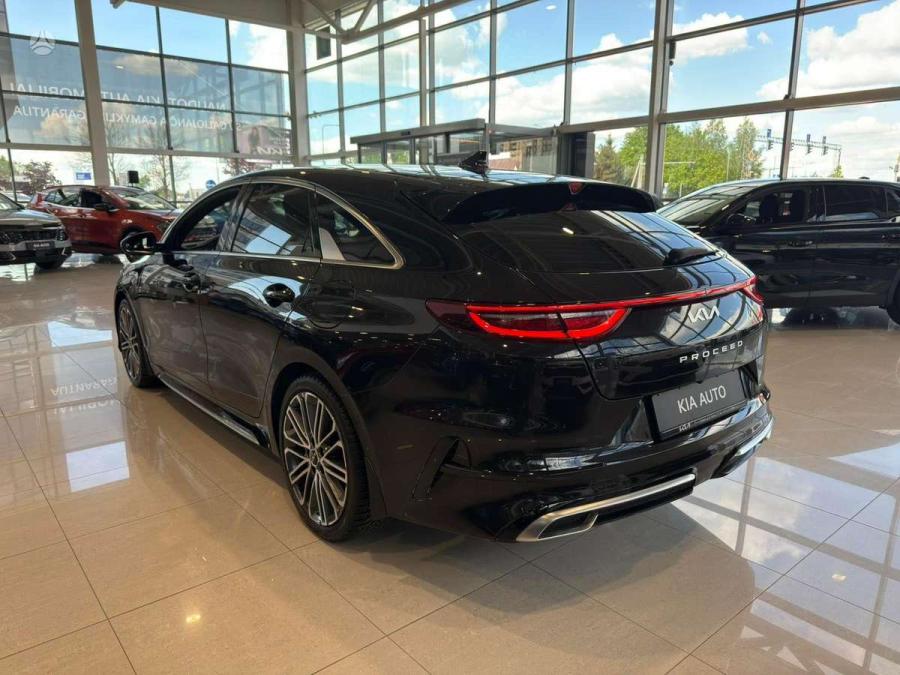 Melns Kia ProCeed 2024 Viļņa, ar dzinēja tilpumu 1.60 L un nobraukumu 18 tūkst. km par 25490 €, foto 22 vietnē AUTOMOTO.COM.LV