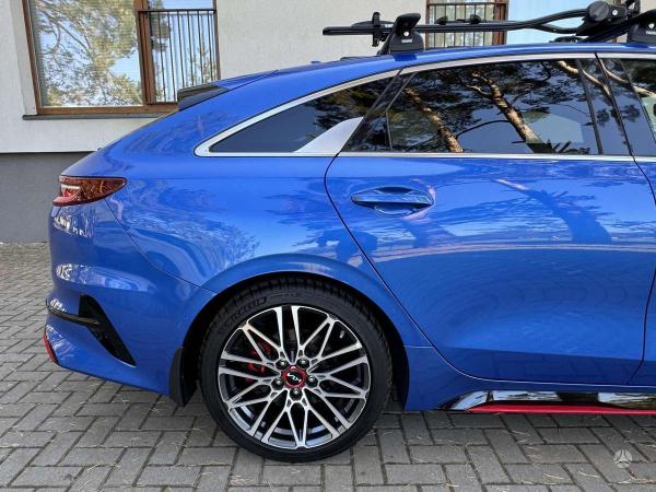 Blue Kia ProCeed 2022 in Kaunas, with an engine capacity of 1.59 L and mileage of 82 thousand km for 21500 €, photo 10 on AUTOMOTO.COM.LV