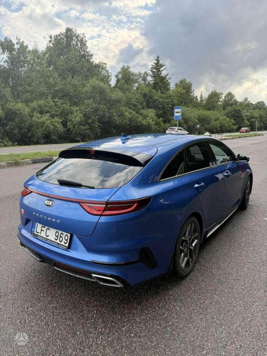 Blue Kia ProCeed 2019 in Pakruojis, with an engine capacity of 1.35 L and mileage of 147 thousand km for 16900 €, photo 3 on AUTOMOTO.COM.LV