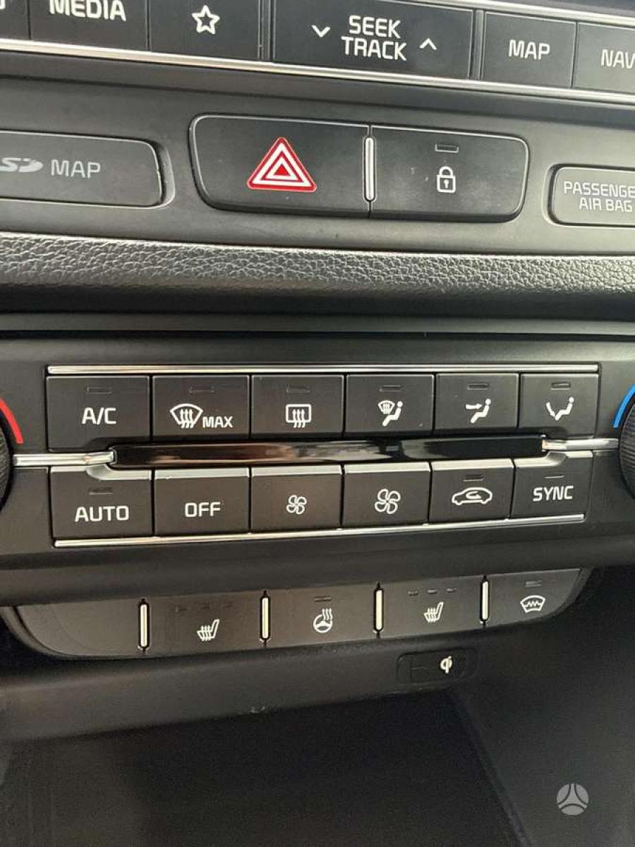 Blue Kia ProCeed 2019 in Pakruojis, with an engine capacity of 1.35 L and mileage of 147 thousand km for 16900 €, photo 10 on AUTOMOTO.COM.LV