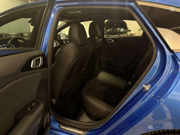 Zils Kia ProCeed 2021 Viļņa, ar dzinēja tilpumu 1.60 L un nobraukumu 84 tūkst. km par 19500 €, foto 9 vietnē AUTOMOTO.COM.LV