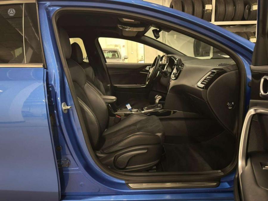 Blue Kia ProCeed 2021 in Vilnius, with an engine capacity of 1.60 L and mileage of 84 thousand km for 19500 €, photo 16 on AUTOMOTO.COM.LV