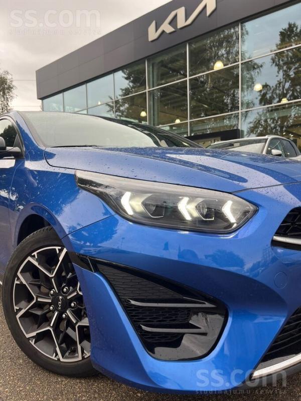 Blue Kia ProCeed 2023 in Riga, with an engine capacity of 1.50 L and mileage of 79 thousand km for 17500 €, photo 2 on AUTOMOTO.COM.LV