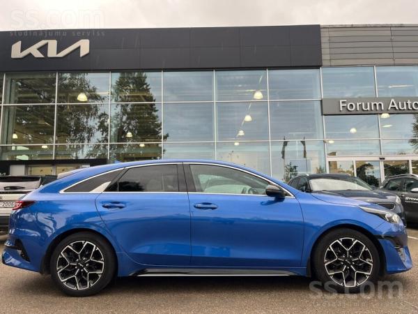 Blue Kia ProCeed 2023 in Riga, with an engine capacity of 1.50 L and mileage of 79 thousand km for 17500 €, photo 6 on AUTOMOTO.COM.LV