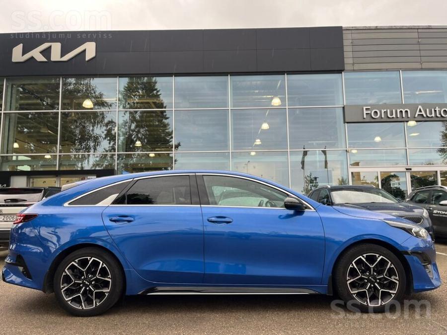 Blue Kia ProCeed 2023 in Riga, with an engine capacity of 1.50 L and mileage of 79 thousand km for 17500 €, photo 7 on AUTOMOTO.COM.LV