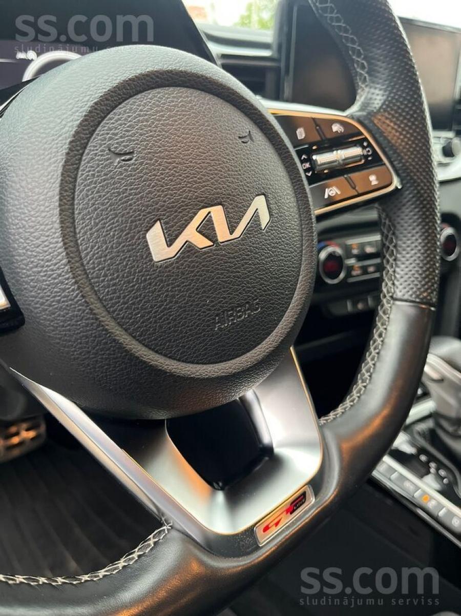 Blue Kia ProCeed 2023 in Riga, with an engine capacity of 1.50 L and mileage of 79 thousand km for 17500 €, photo 16 on AUTOMOTO.COM.LV
