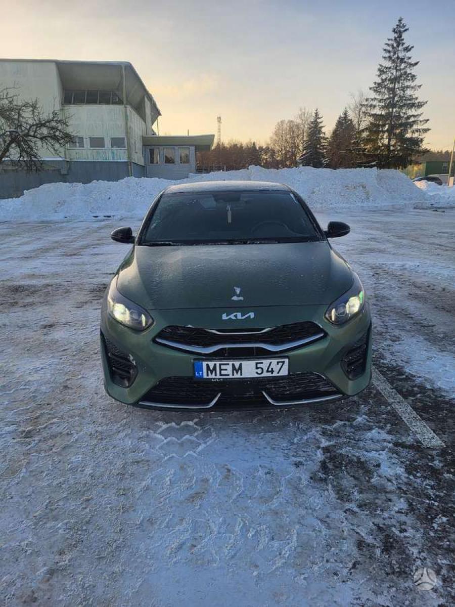 Green Kia ProCeed 2022 in Vilnius, with an engine capacity of 1.48 L and mileage of 86 thousand km for 18500 €, photo 8 on AUTOMOTO.COM.LV