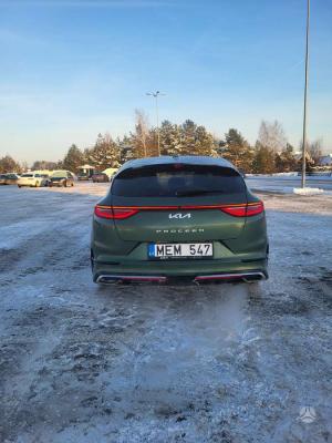 Green Kia ProCeed 2022 in Vilnius, with an engine capacity of 1.48 L and mileage of 86 thousand km for 18500 €, photo 10 on AUTOMOTO.COM.LV