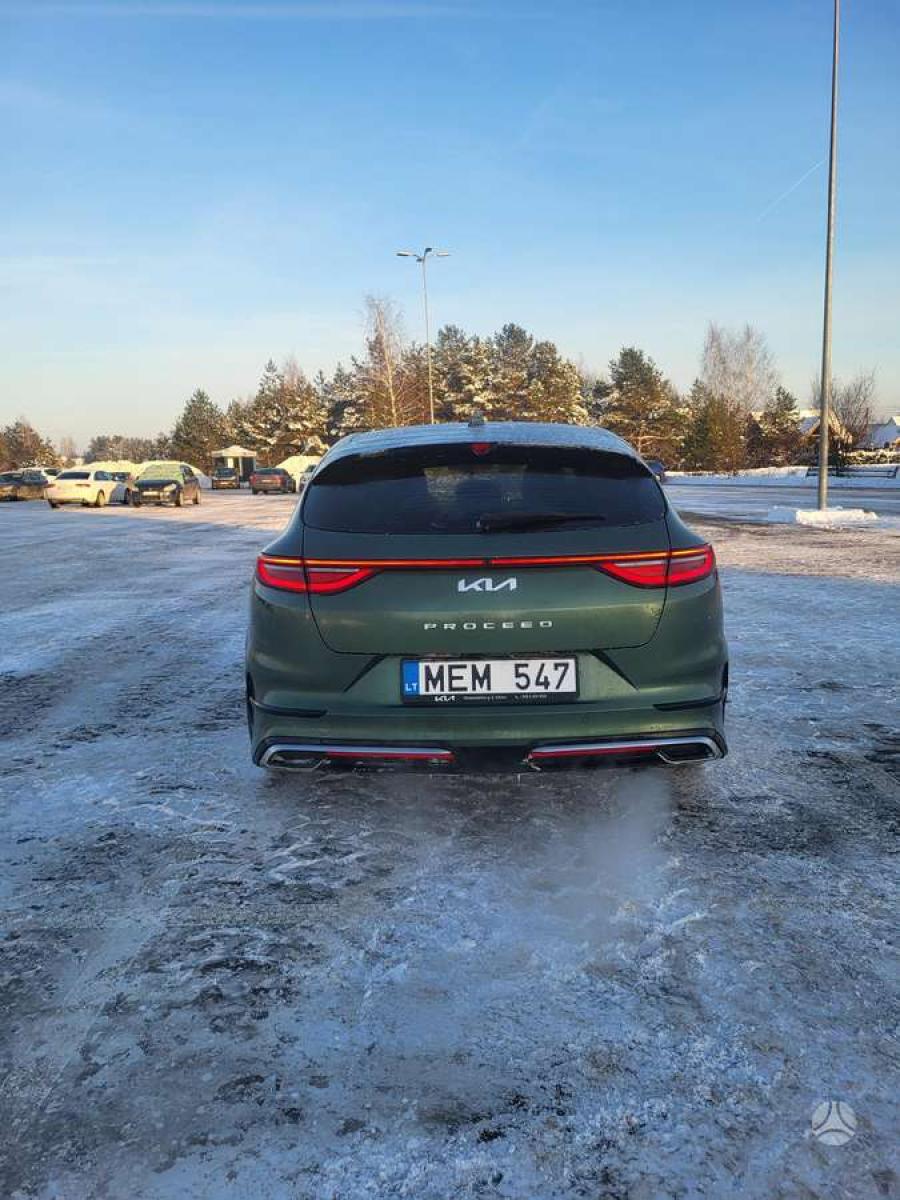 Green Kia ProCeed 2022 in Vilnius, with an engine capacity of 1.48 L and mileage of 86 thousand km for 18500 €, photo 10 on AUTOMOTO.COM.LV