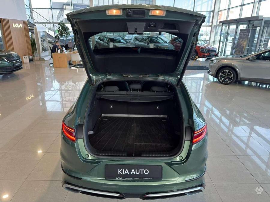 Green Kia ProCeed 2022 in Vilnius, with an engine capacity of 1.50 L and mileage of 85 thousand km for 19500 €, photo 10 on AUTOMOTO.COM.LV