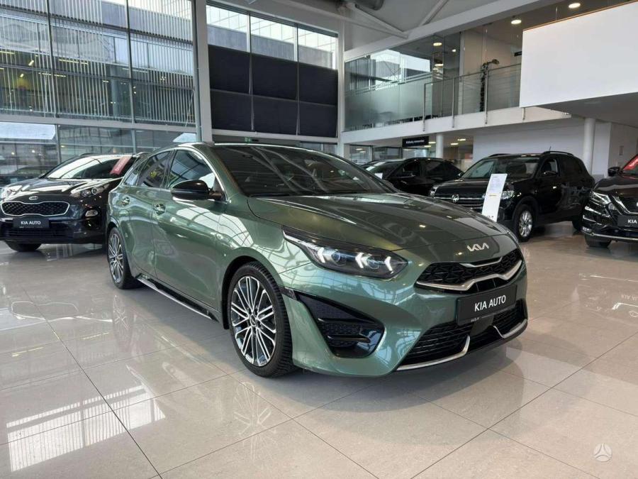 Green Kia ProCeed 2022 in Vilnius, with an engine capacity of 1.50 L and mileage of 85 thousand km for 19500 €, photo 25 on AUTOMOTO.COM.LV