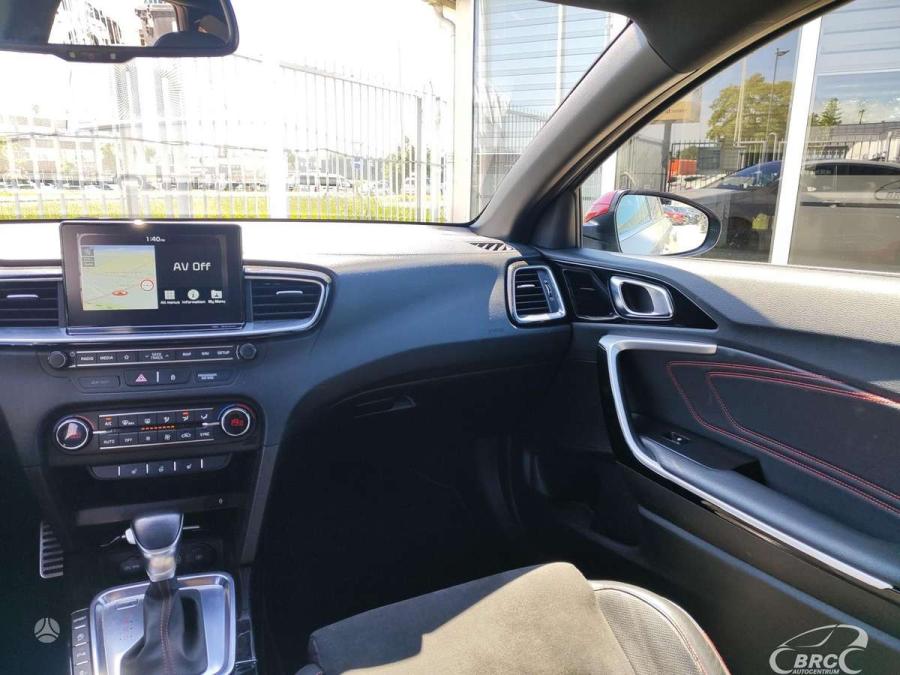Grey Kia ProCeed 2019 in Klaipeda, with an engine capacity of 1.59 L and mileage of 59 thousand km for 16900 €, photo 7 on AUTOMOTO.COM.LV