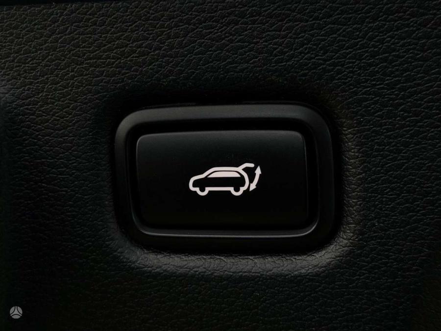 Grey Kia ProCeed 2019 in Vilnius, with an engine capacity of 1.59 L and mileage of 104 thousand km for 16800 €, photo 14 on AUTOMOTO.COM.LV