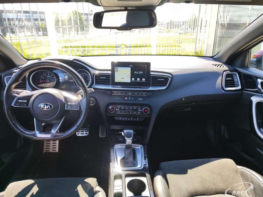 Grey Kia ProCeed 2019 in Klaipeda, with an engine capacity of 1.59 L and mileage of 59 thousand km for 15900 €, photo 6 on AUTOMOTO.COM.LV