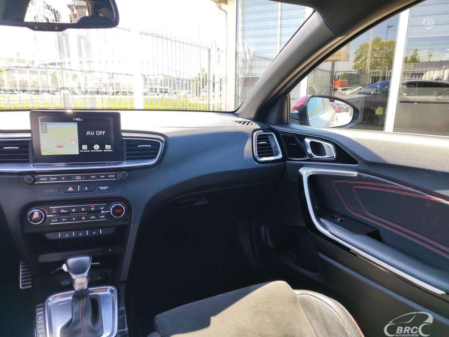 Grey Kia ProCeed 2019 in Klaipeda, with an engine capacity of 1.59 L and mileage of 59 thousand km for 15900 €, photo 7 on AUTOMOTO.COM.LV