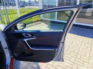 Grey Kia ProCeed 2019 in Klaipeda, with an engine capacity of 1.59 L and mileage of 59 thousand km for 15900 €, photo 8 on AUTOMOTO.COM.LV