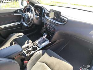 Grey Kia ProCeed 2019 in Klaipeda, with an engine capacity of 1.59 L and mileage of 59 thousand km for 15900 €, photo 10 on AUTOMOTO.COM.LV
