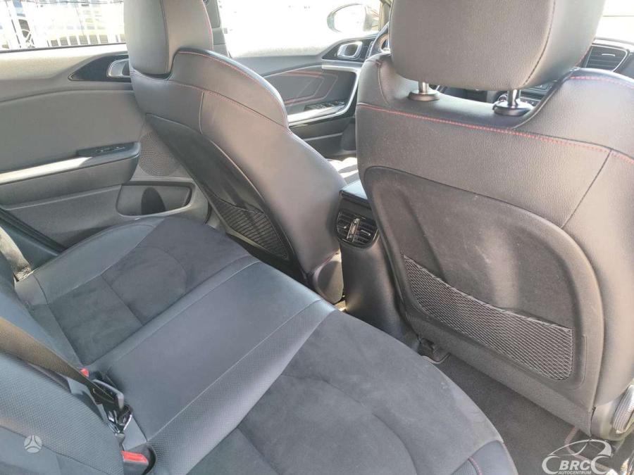 Grey Kia ProCeed 2019 in Klaipeda, with an engine capacity of 1.59 L and mileage of 59 thousand km for 15900 €, photo 14 on AUTOMOTO.COM.LV