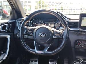 Grey Kia ProCeed 2019 in Klaipeda, with an engine capacity of 1.59 L and mileage of 59 thousand km for 15900 €, photo 21 on AUTOMOTO.COM.LV