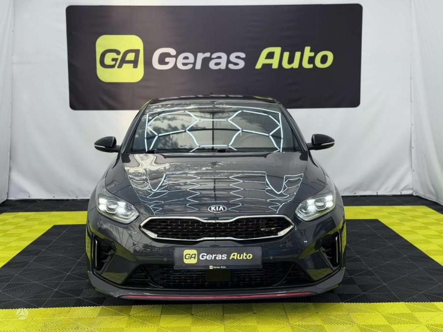 Grey Kia ProCeed 2019 in Vilnius, with an engine capacity of 1.59 L and mileage of 104 thousand km for 16490 €, photo 8 on AUTOMOTO.COM.LV