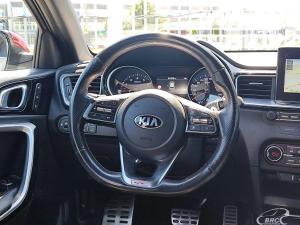 Grey Kia ProCeed 2019 in Klaipeda, with an engine capacity of 1.59 L and mileage of 59 thousand km for 14900 €, photo 21 on AUTOMOTO.COM.LV