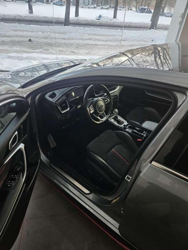 Pelēks Kia ProCeed 2021 Klaipėda, ar dzinēja tilpumu 1.59 L un nobraukumu 105 tūkst. km par 18900 €, foto 4 vietnē AUTOMOTO.COM.LV