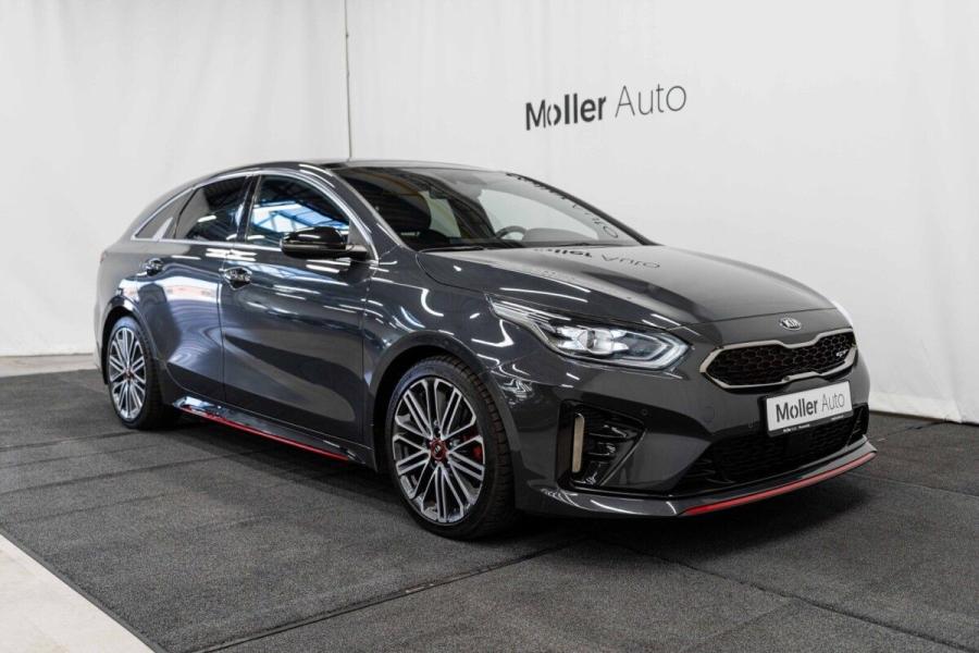 Grey Kia ProCeed 2021 in Tallinn, with an engine capacity of 1.60 L and mileage of 56 thousand km for 19900 €, photo 7 on AUTOMOTO.COM.LV