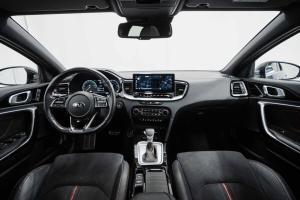 Grey Kia ProCeed 2021 in Tallinn, with an engine capacity of 1.60 L and mileage of 56 thousand km for 19900 €, photo 10 on AUTOMOTO.COM.LV