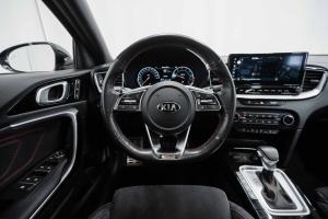 Grey Kia ProCeed 2021 in Tallinn, with an engine capacity of 1.60 L and mileage of 56 thousand km for 19900 €, photo 11 on AUTOMOTO.COM.LV