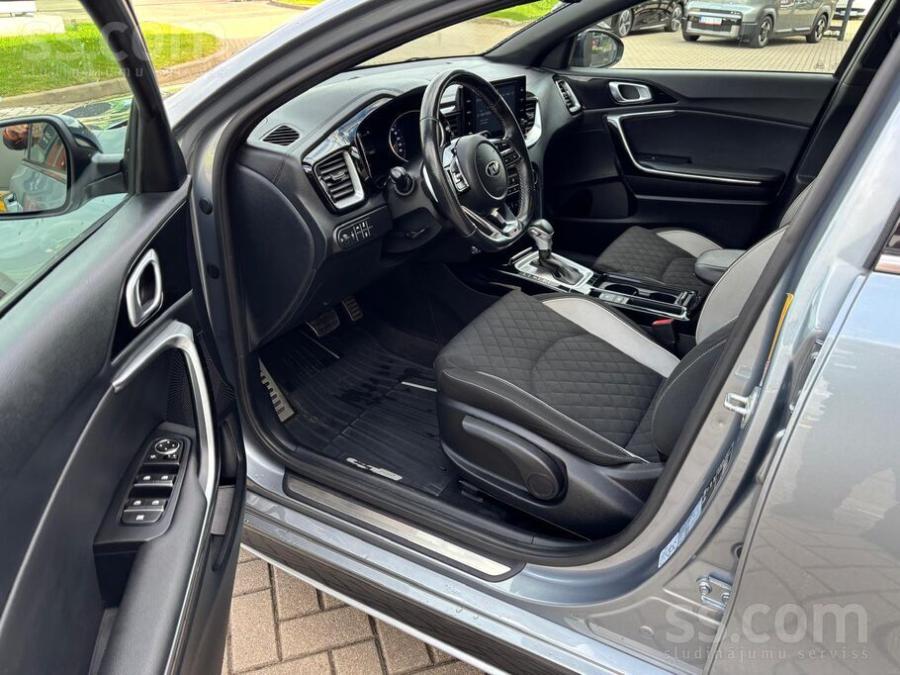Pelēks Kia ProCeed 2021 Liepāja, ar dzinēja tilpumu 1.50 L un nobraukumu 71 tūkst. km par 16940 €, foto 15 vietnē AUTOMOTO.COM.LV