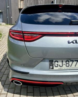 Grey Kia ProCeed 2022 in Taurage, with an engine capacity of 1.59 L and mileage of 230 thousand km for 14300 €, photo 9 on AUTOMOTO.COM.LV