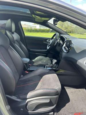 Grey Kia ProCeed 2022 in Taurage, with an engine capacity of 1.59 L and mileage of 230 thousand km for 14300 €, photo 10 on AUTOMOTO.COM.LV
