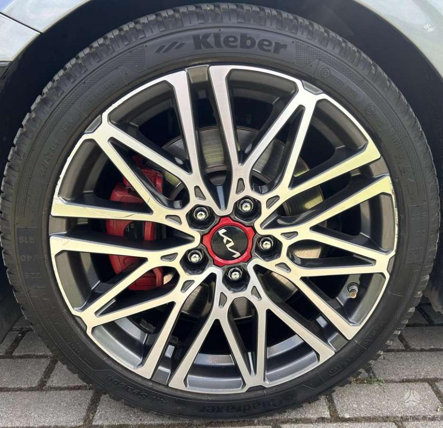 Grey Kia ProCeed 2022 in Taurage, with an engine capacity of 1.59 L and mileage of 230 thousand km for 14300 €, photo 33 on AUTOMOTO.COM.LV