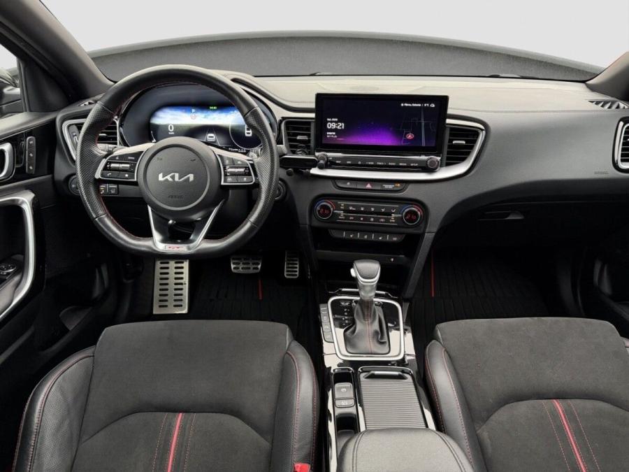 Pelēks Kia ProCeed 2023 Pērnava, ar dzinēja tilpumu 1.60 L un nobraukumu 48 tūkst. km par 23900 €, foto 7 vietnē AUTOMOTO.COM.LV