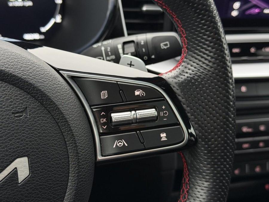 Pelēks Kia ProCeed 2023 Pērnava, ar dzinēja tilpumu 1.60 L un nobraukumu 48 tūkst. km par 23900 €, foto 20 vietnē AUTOMOTO.COM.LV