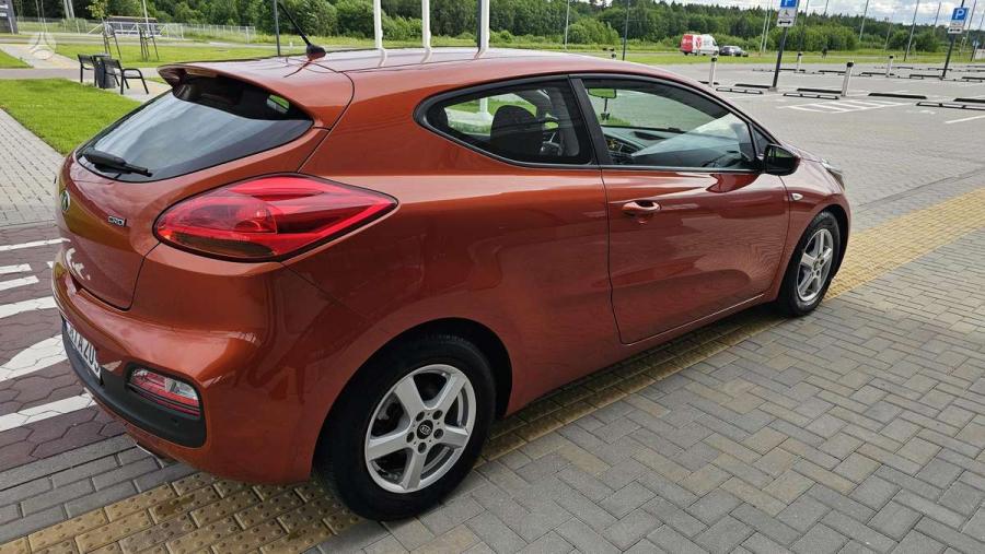 Oranžs Kia ProCeed 2013 Kauņa, ar dzinēja tilpumu 1.40 L un nobraukumu 191 tūkst. km par 4900 €, foto 8 vietnē AUTOMOTO.COM.LV