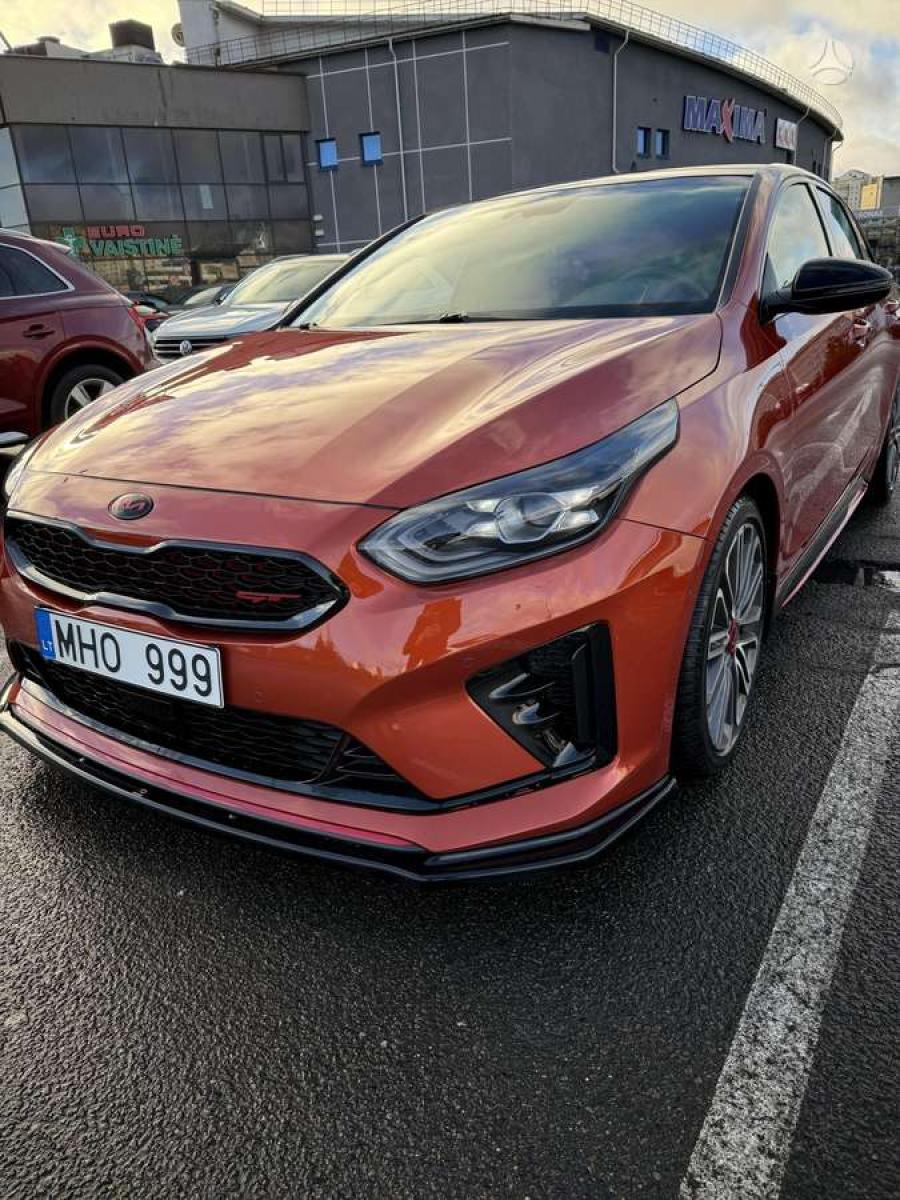 Orange Kia ProCeed 2021 in Vilnius, with an engine capacity of 1.59 L and mileage of 36 thousand km for 21000 €, photo 4 on AUTOMOTO.COM.LV