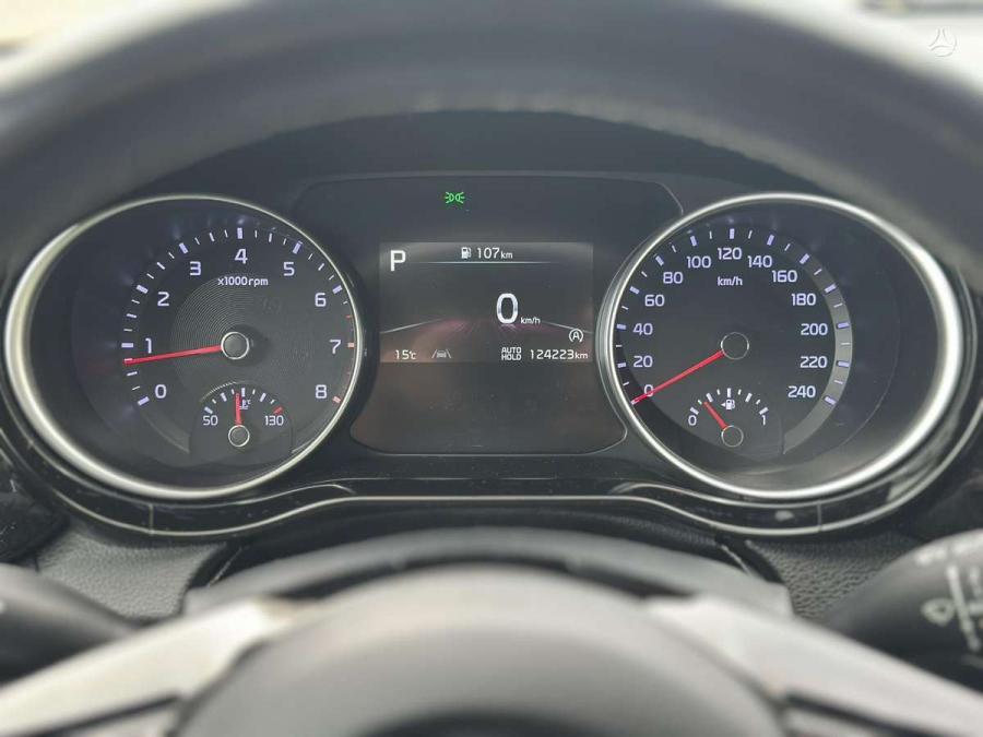 Red Kia ProCeed 2022 in Vilnius, with an engine capacity of 1.50 L and mileage of 124 thousand km for 15500 €, photo 14 on AUTOMOTO.COM.LV