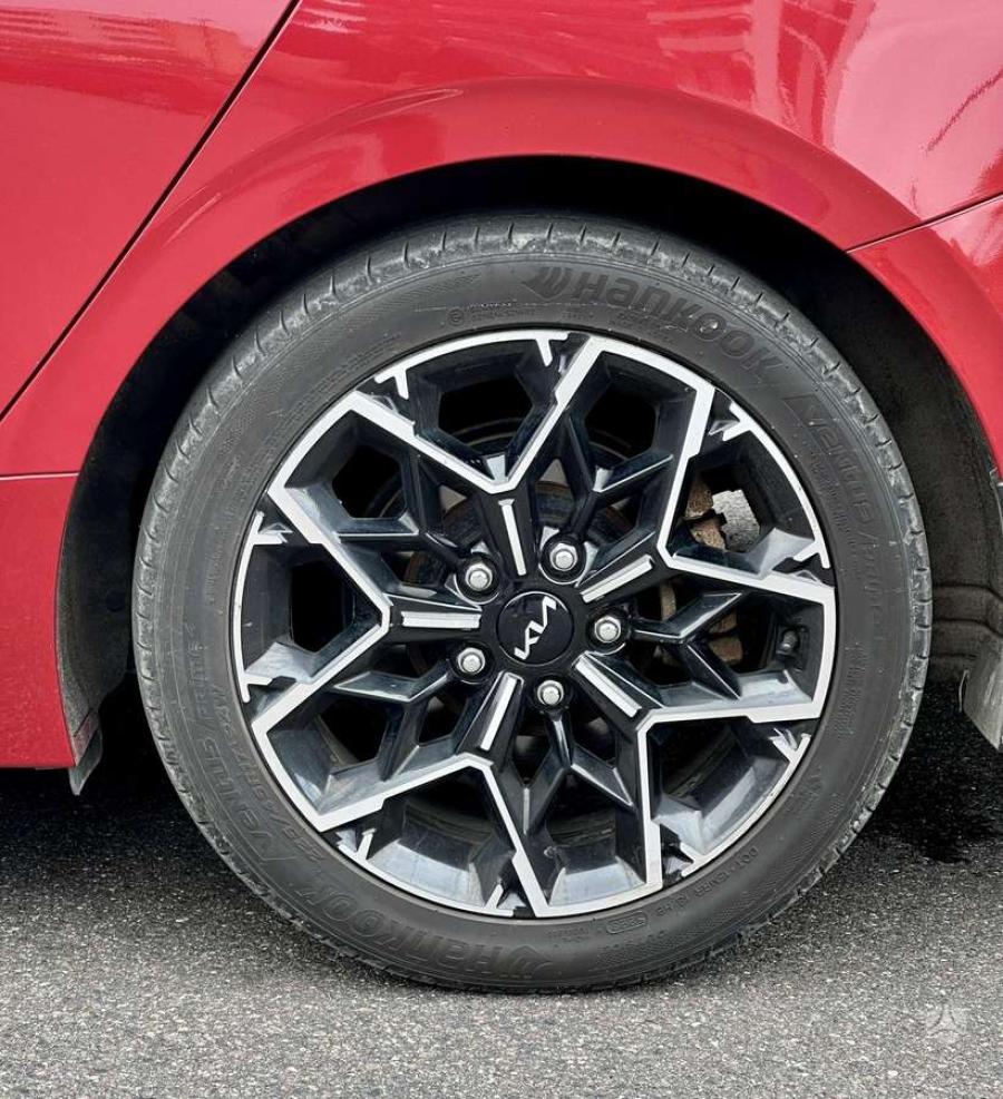 Red Kia ProCeed 2022 in Vilnius, with an engine capacity of 1.50 L and mileage of 124 thousand km for 15500 €, photo 16 on AUTOMOTO.COM.LV