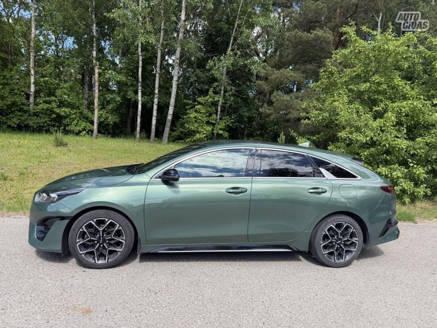 Kia ProCeed 2022 in Vilnius, with an engine capacity of 1.50 L and mileage of 93 thousand km for 18200 €, photo 3 on AUTOMOTO.COM.LV