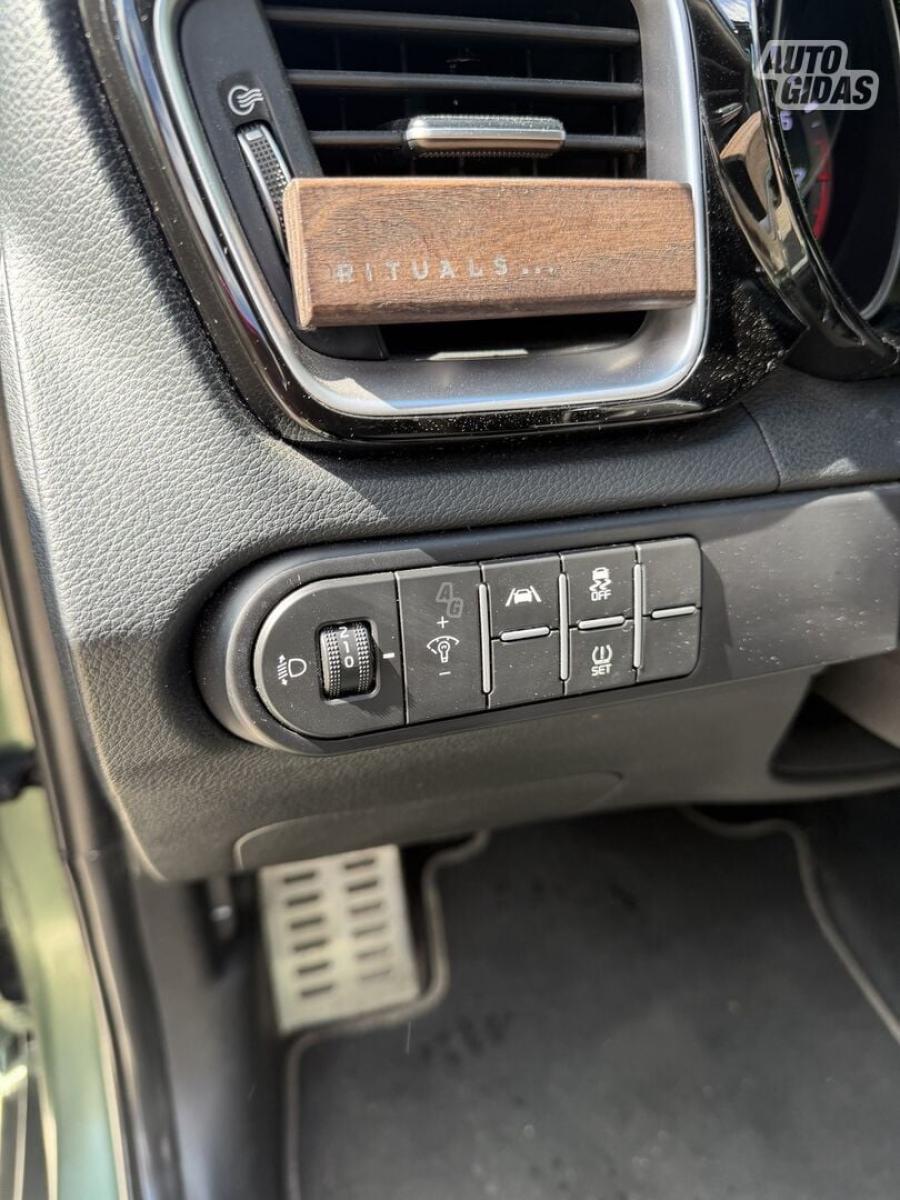 Kia ProCeed 2022 in Vilnius, with an engine capacity of 1.50 L and mileage of 93 thousand km for 18200 €, photo 10 on AUTOMOTO.COM.LV