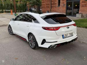 White Kia ProCeed 2019 in Kaunas, with an engine capacity of 1.59 L and mileage of 128 thousand km for 17900 €, photo 3 on AUTOMOTO.COM.LV